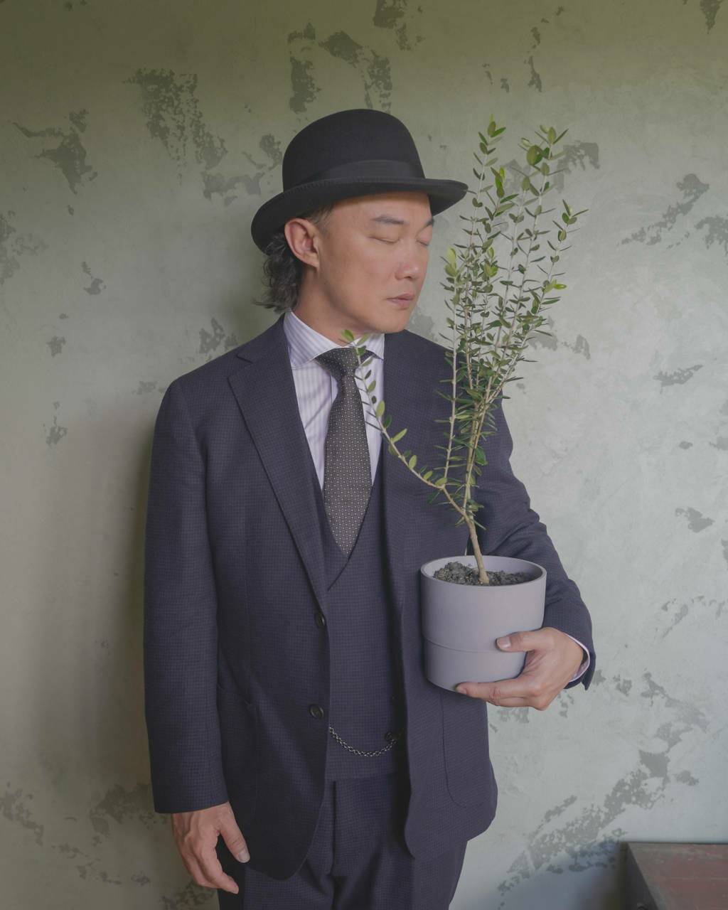 陈奕迅新歌《空城记》MV花絮首曝光 Eason演唱会畅聊幕后故事 - 360娱乐，你开心就好