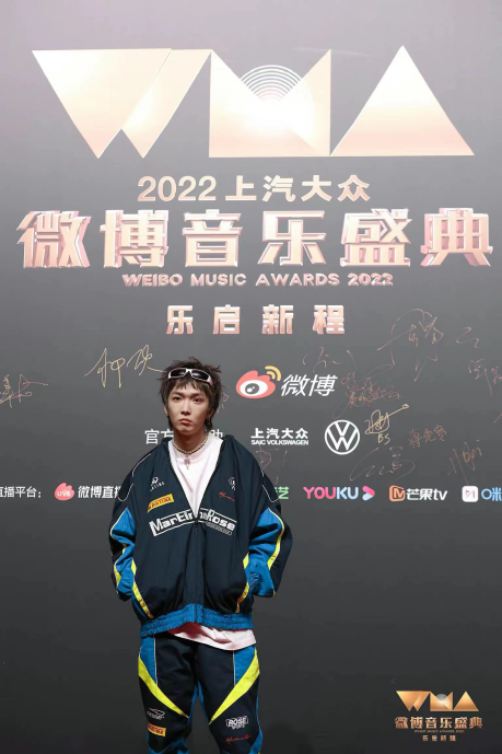 TizzyT厂牌官宣｜SFNT新人首次合体亮相 - 360娱乐，你开心就好